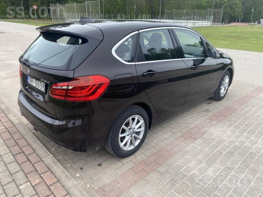 Brown BMW 216 2017 in Riga, with an engine capacity of 1.50 L and mileage of 182 thousand km for 9500 €, photo 4 on AUTOMOTO.COM.LV