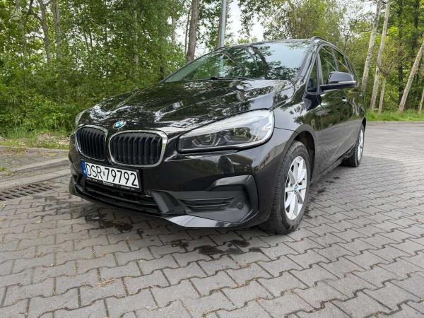 Black BMW 216 Gran Tourer 2021 in Vilnius, with an engine capacity of 1.50 L and mileage of 163 thousand km for 12500 €, photo 3 on AUTOMOTO.COM.LV