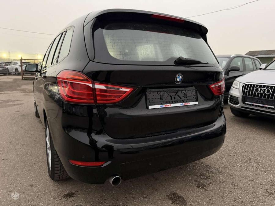 Black BMW 216 Gran Tourer 2016 in Kaunas, with an engine capacity of 1.50 L and mileage of 201 thousand km for 9450 €, photo 9 on AUTOMOTO.COM.LV