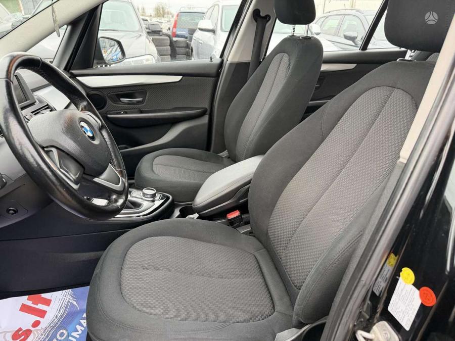 Black BMW 216 Gran Tourer 2016 in Kaunas, with an engine capacity of 1.50 L and mileage of 201 thousand km for 9450 €, photo 22 on AUTOMOTO.COM.LV