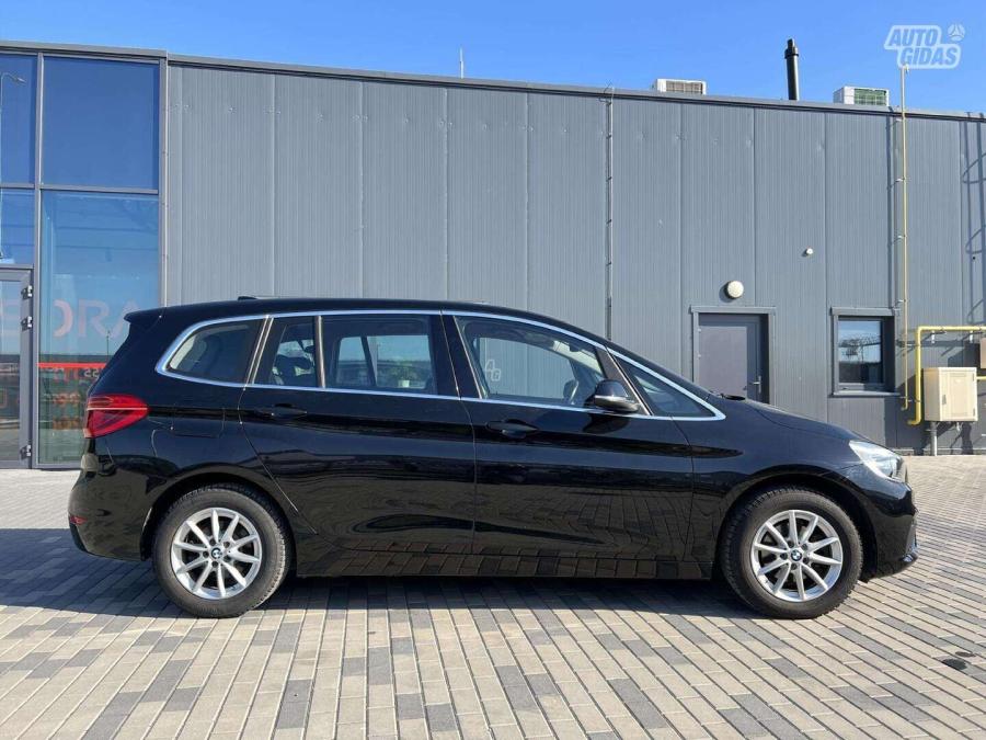 Black BMW 216 Gran Tourer 2016 in Siauliai, with an engine capacity of 1.50 L and mileage of 222 thousand km for 8300 €, photo 6 on AUTOMOTO.COM.LV