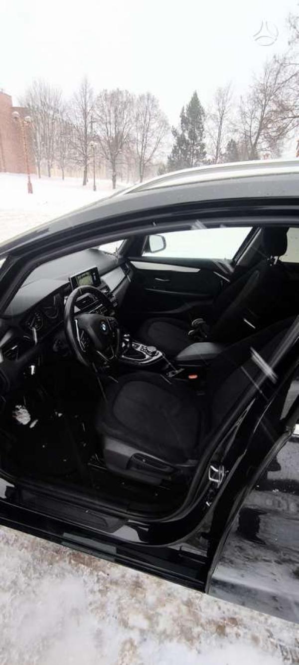 Black BMW 216 Gran Tourer 2016 in Mazeikiai, with an engine capacity of 1.50 L and mileage of 214 thousand km for 8200 €, photo 10 on AUTOMOTO.COM.LV