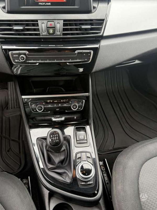 Black BMW 216 Gran Tourer 2016 in Kaunas, with an engine capacity of 1.50 L and mileage of 242 thousand km for 4650 €, photo 10 on AUTOMOTO.COM.LV