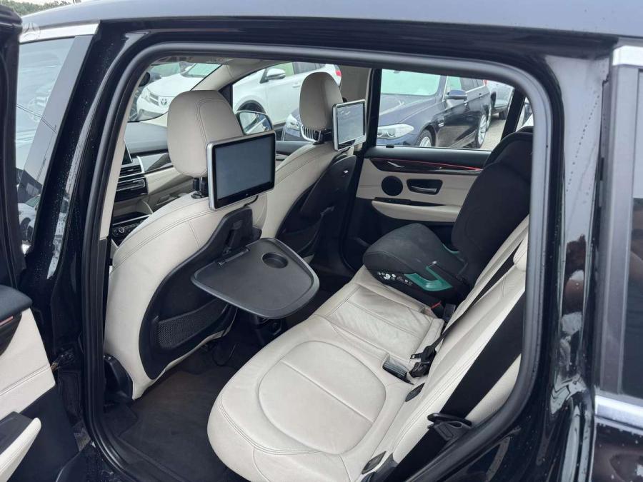 Melns BMW 216 Gran Tourer 2016 Kauņa, ar dzinēja tilpumu 1.50 L un nobraukumu 260 tūkst. km par 8999 €, foto 21 vietnē AUTOMOTO.COM.LV