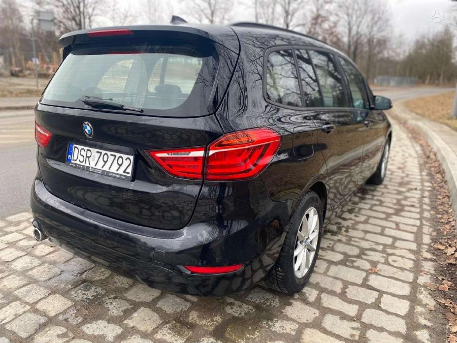 Black BMW 216 Gran Tourer 2021 in Vilnius, with an engine capacity of 1.50 L and mileage of 162 thousand km for 13189 €, photo 8 on AUTOMOTO.COM.LV