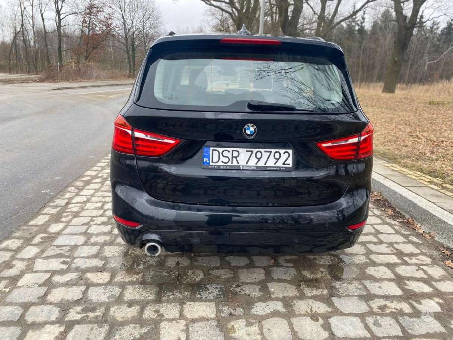 Black BMW 216 Gran Tourer 2021 in Vilnius, with an engine capacity of 1.50 L and mileage of 162 thousand km for 13189 €, photo 10 on AUTOMOTO.COM.LV