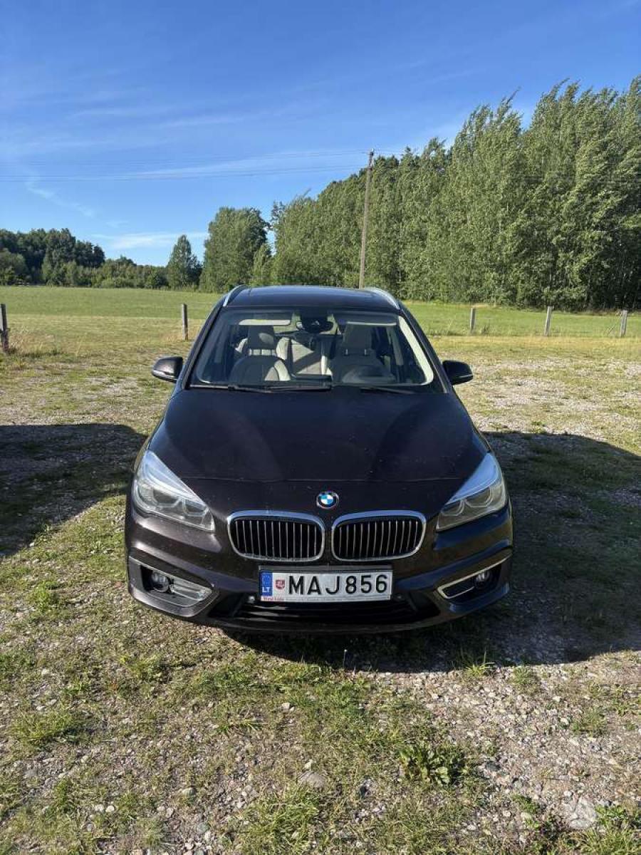 Коричневый БМВ 216 Gran Tourer 2015 в Клайпеда, объемом двигателя 1.50 л и пробегом 290 тыс. км за 8700 €, фото 1 на AUTOMOTO.COM.LV