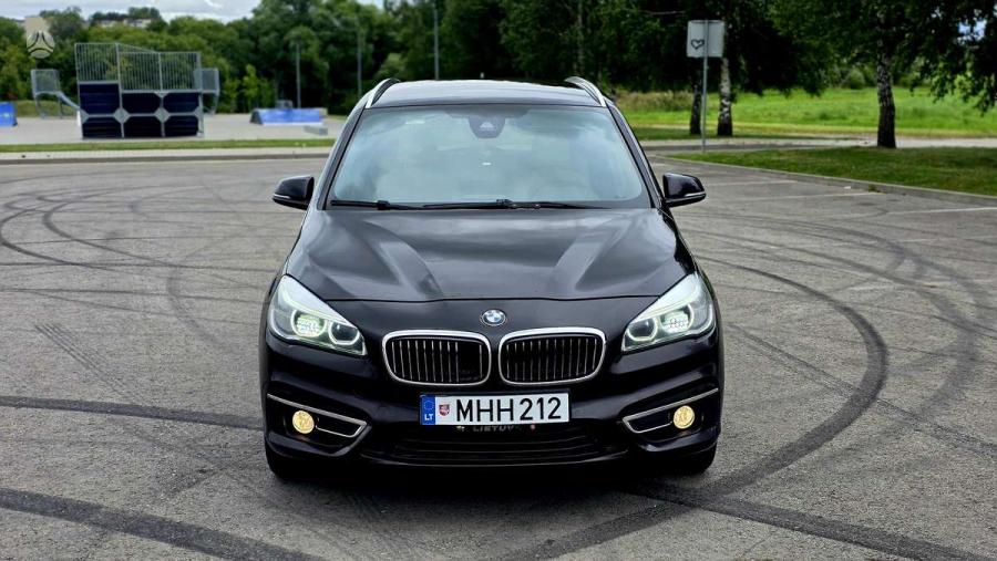 Brūns BMW 216 Gran Tourer 2015 Šauļi, ar dzinēja tilpumu 1.50 L un nobraukumu 290 tūkst. km par 6500 €, foto 13 vietnē AUTOMOTO.COM.LV