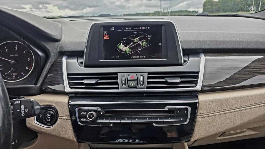 Brūns BMW 216 Gran Tourer 2015 Šauļi, ar dzinēja tilpumu 1.50 L un nobraukumu 290 tūkst. km par 6500 €, foto 37 vietnē AUTOMOTO.COM.LV