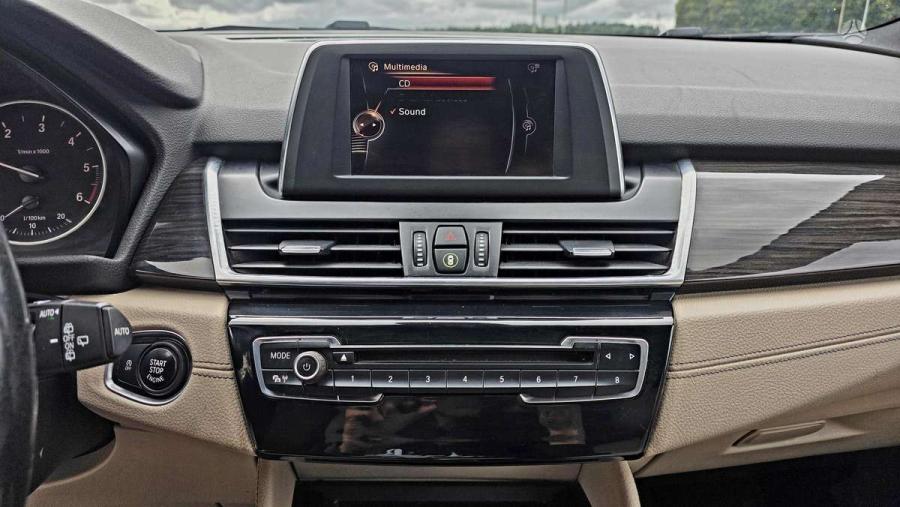 Brūns BMW 216 Gran Tourer 2015 Šauļi, ar dzinēja tilpumu 1.50 L un nobraukumu 290 tūkst. km par 6500 €, foto 38 vietnē AUTOMOTO.COM.LV