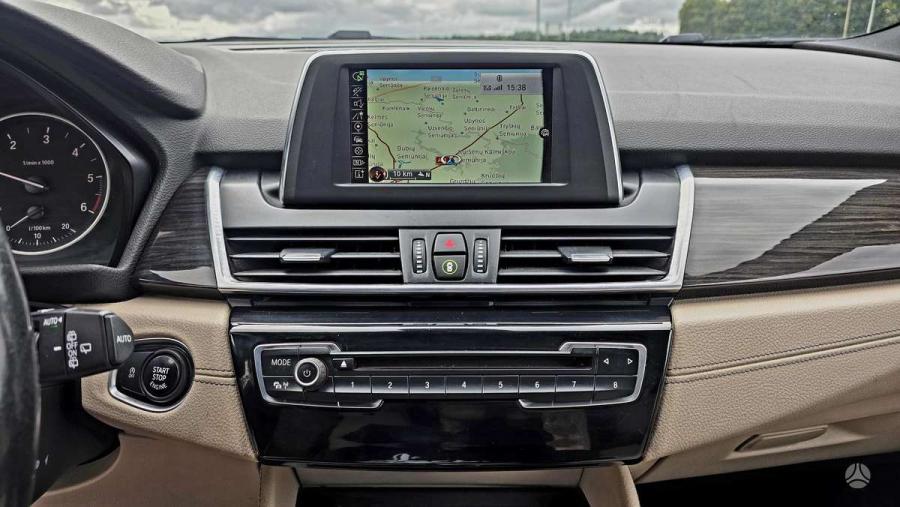 Brūns BMW 216 Gran Tourer 2015 Šauļi, ar dzinēja tilpumu 1.50 L un nobraukumu 290 tūkst. km par 6500 €, foto 39 vietnē AUTOMOTO.COM.LV
