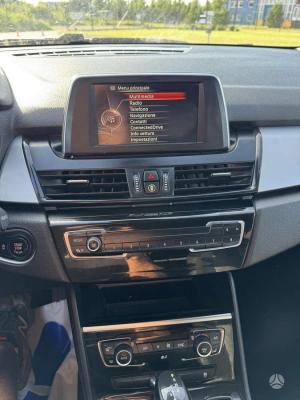 Brown BMW 216 Gran Tourer 2016 in Telschi, with an engine capacity of 1.50 L and mileage of 246 thousand km for 8300 €, photo 28 on AUTOMOTO.COM.LV