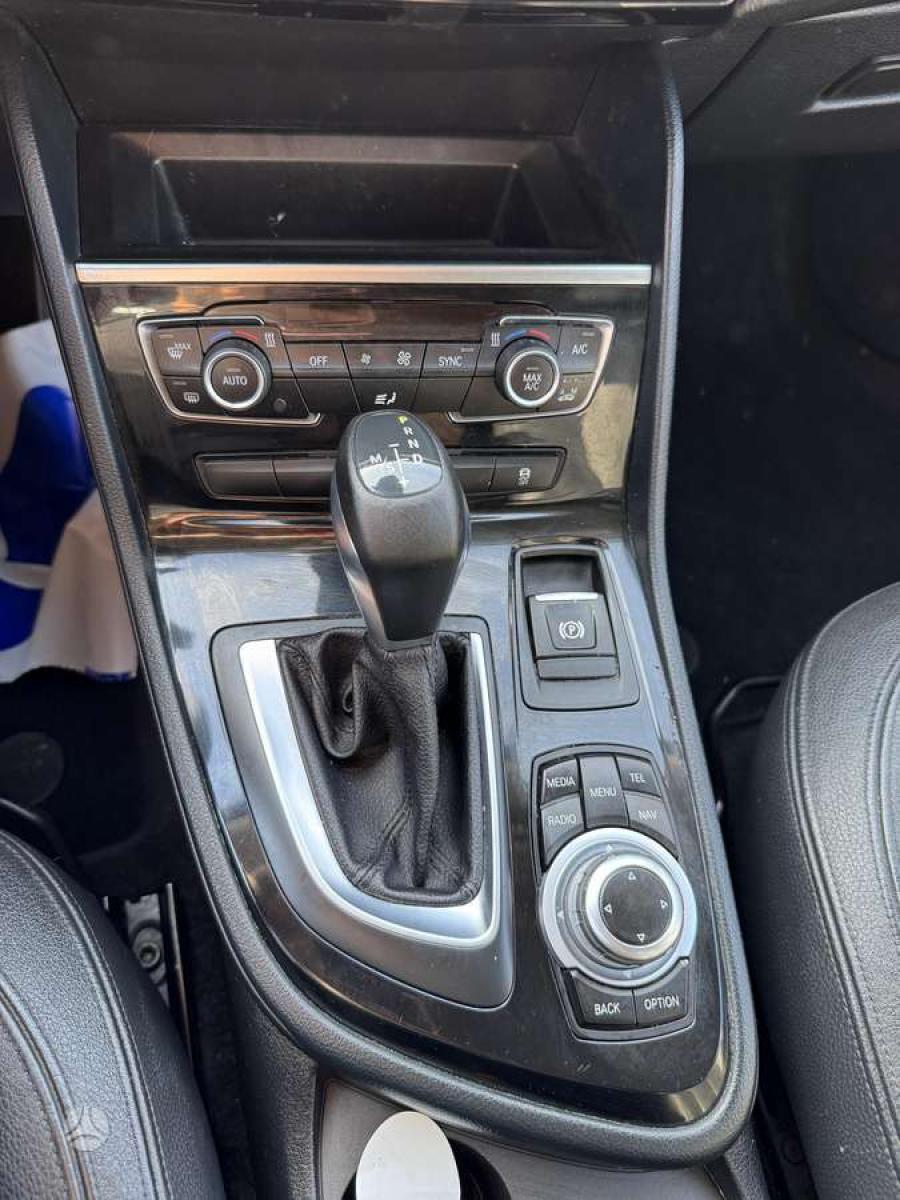 Brown BMW 216 Gran Tourer 2016 in Telschi, with an engine capacity of 1.50 L and mileage of 246 thousand km for 8300 €, photo 29 on AUTOMOTO.COM.LV