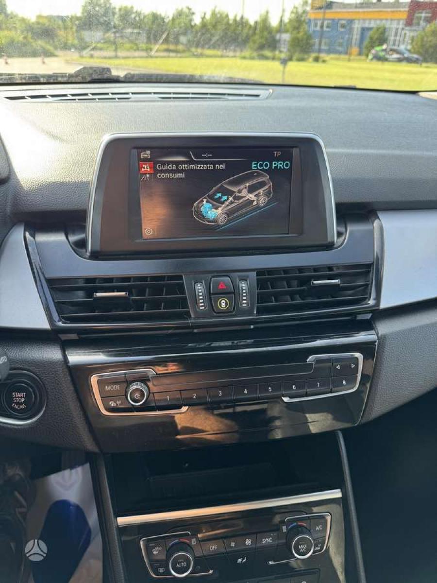 Brown BMW 216 Gran Tourer 2016 in Telschi, with an engine capacity of 1.50 L and mileage of 246 thousand km for 8300 €, photo 31 on AUTOMOTO.COM.LV