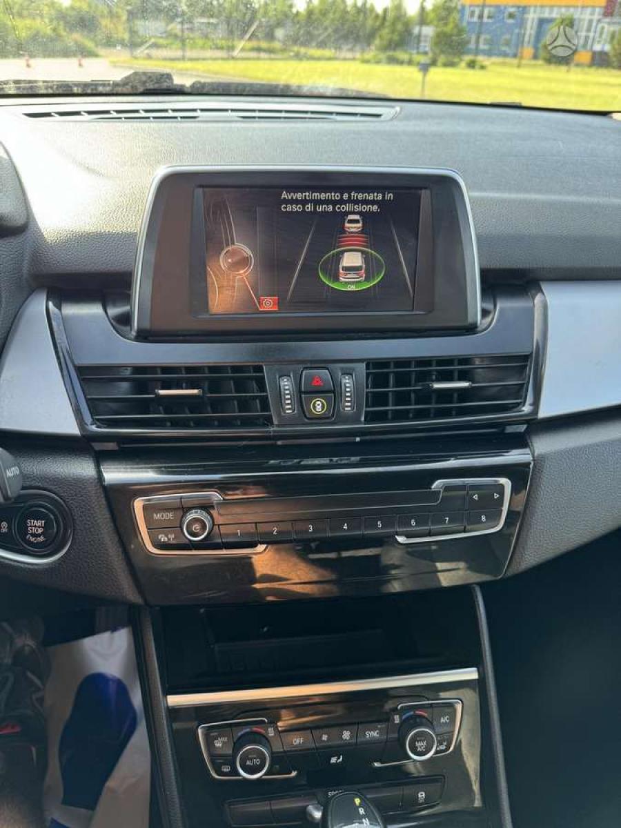 Brown BMW 216 Gran Tourer 2016 in Telschi, with an engine capacity of 1.50 L and mileage of 246 thousand km for 8300 €, photo 35 on AUTOMOTO.COM.LV