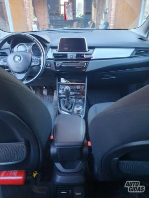Pelēks BMW 216 Gran Tourer 2018 Panevēža, ar dzinēja tilpumu 1.50 L un nobraukumu 213 tūkst. km par 9999 €, foto 5 vietnē AUTOMOTO.COM.LV
