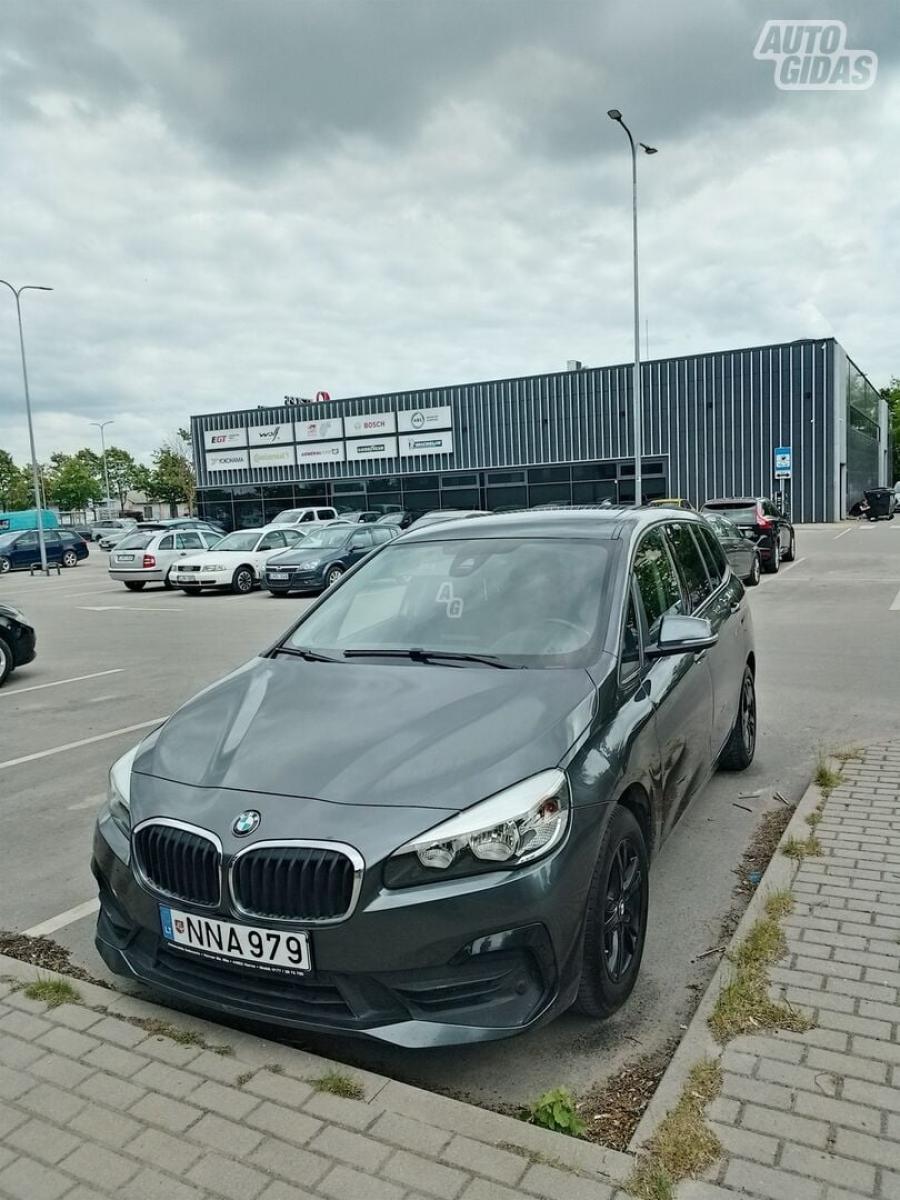 Pelēks BMW 216 Gran Tourer 2018 Panevēža, ar dzinēja tilpumu 1.50 L un nobraukumu 213 tūkst. km par 9999 €, foto 6 vietnē AUTOMOTO.COM.LV