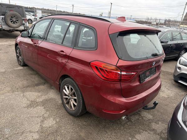 Sarkans BMW 216 Gran Tourer 2015 Kauņa, ar dzinēja tilpumu 1.50 L un nobraukumu 283 tūkst. km par 4150 €, foto 3 vietnē AUTOMOTO.COM.LV
