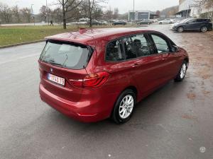 Red BMW 216 Gran Tourer 2018 in Kaunas, with an engine capacity of 1.50 L and mileage of 212 thousand km for 6600 €, photo 3 on AUTOMOTO.COM.LV