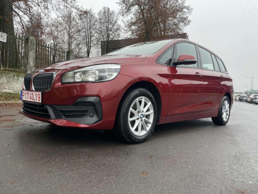Red BMW 216 Gran Tourer 2018 in Kaunas, with an engine capacity of 1.50 L and mileage of 212 thousand km for 6600 €, photo 6 on AUTOMOTO.COM.LV