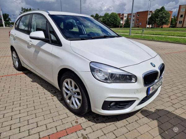 White BMW 216 Gran Tourer 2018 in Kaunas, with an engine capacity of 1.50 L and mileage of 215 thousand km for 7150 €, photo 1 on AUTOMOTO.COM.LV