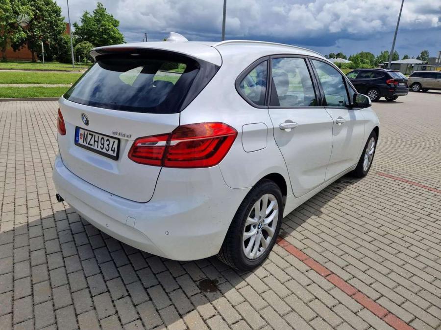 Balts BMW 216 Gran Tourer 2018 Kauņa, ar dzinēja tilpumu 1.50 L un nobraukumu 215 tūkst. km par 7150 €, foto 4 vietnē AUTOMOTO.COM.LV