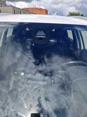 Balts BMW 216 Gran Tourer 2018 Kauņa, ar dzinēja tilpumu 1.50 L un nobraukumu 215 tūkst. km par 7150 €, foto 12 vietnē AUTOMOTO.COM.LV