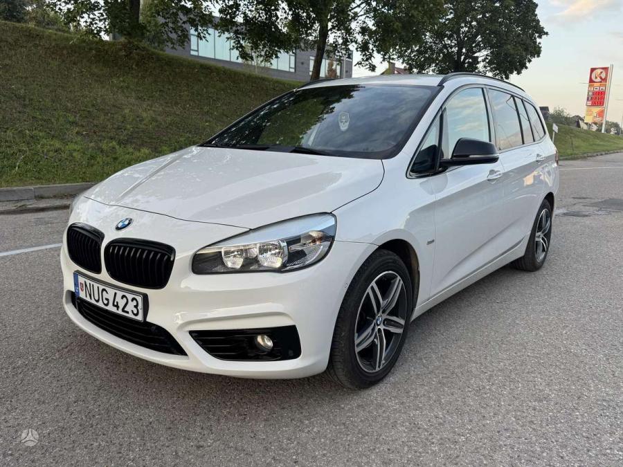 White BMW 216 Gran Tourer 2016 in Jonava, with an engine capacity of 1.50 L and mileage of 233 thousand km for 6900 €, photo 4 on AUTOMOTO.COM.LV