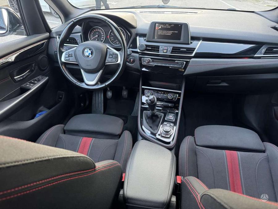 White BMW 216 Gran Tourer 2016 in Jonava, with an engine capacity of 1.50 L and mileage of 233 thousand km for 6900 €, photo 12 on AUTOMOTO.COM.LV