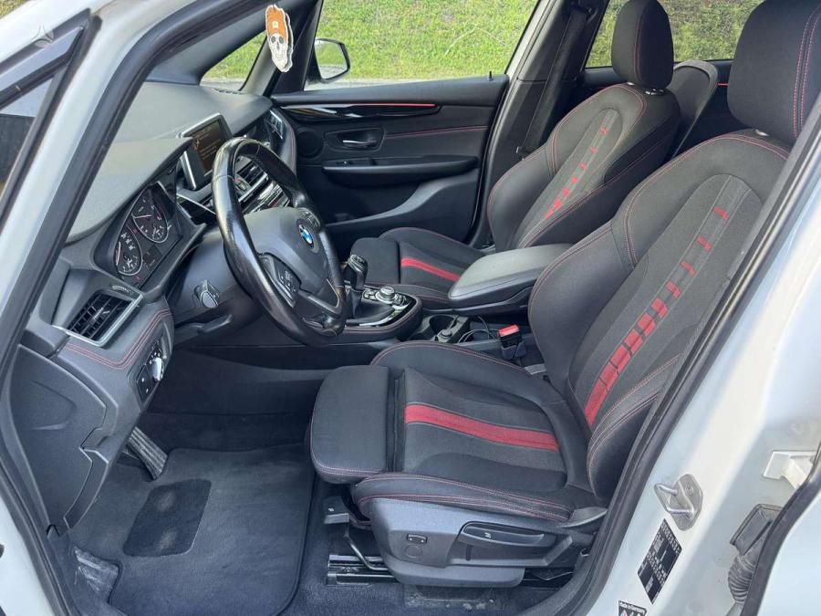 White BMW 216 Gran Tourer 2016 in Jonava, with an engine capacity of 1.50 L and mileage of 233 thousand km for 6900 €, photo 14 on AUTOMOTO.COM.LV