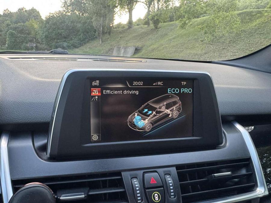 White BMW 216 Gran Tourer 2016 in Jonava, with an engine capacity of 1.50 L and mileage of 233 thousand km for 6900 €, photo 33 on AUTOMOTO.COM.LV