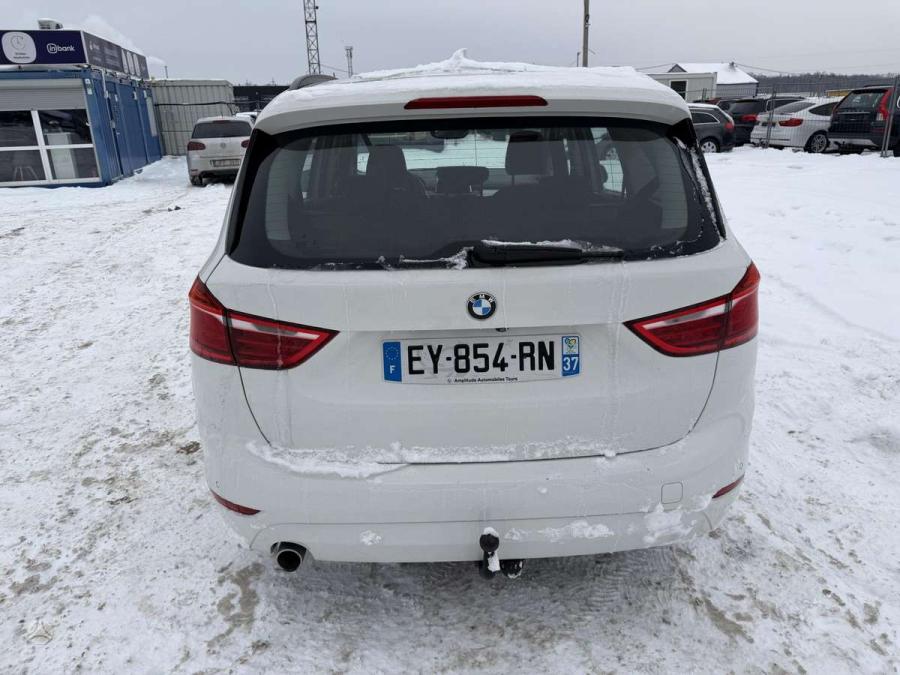 White BMW 216 Gran Tourer 2018 in Kaunas, with an engine capacity of 1.50 L and mileage of 192 thousand km for 7900 €, photo 5 on AUTOMOTO.COM.LV