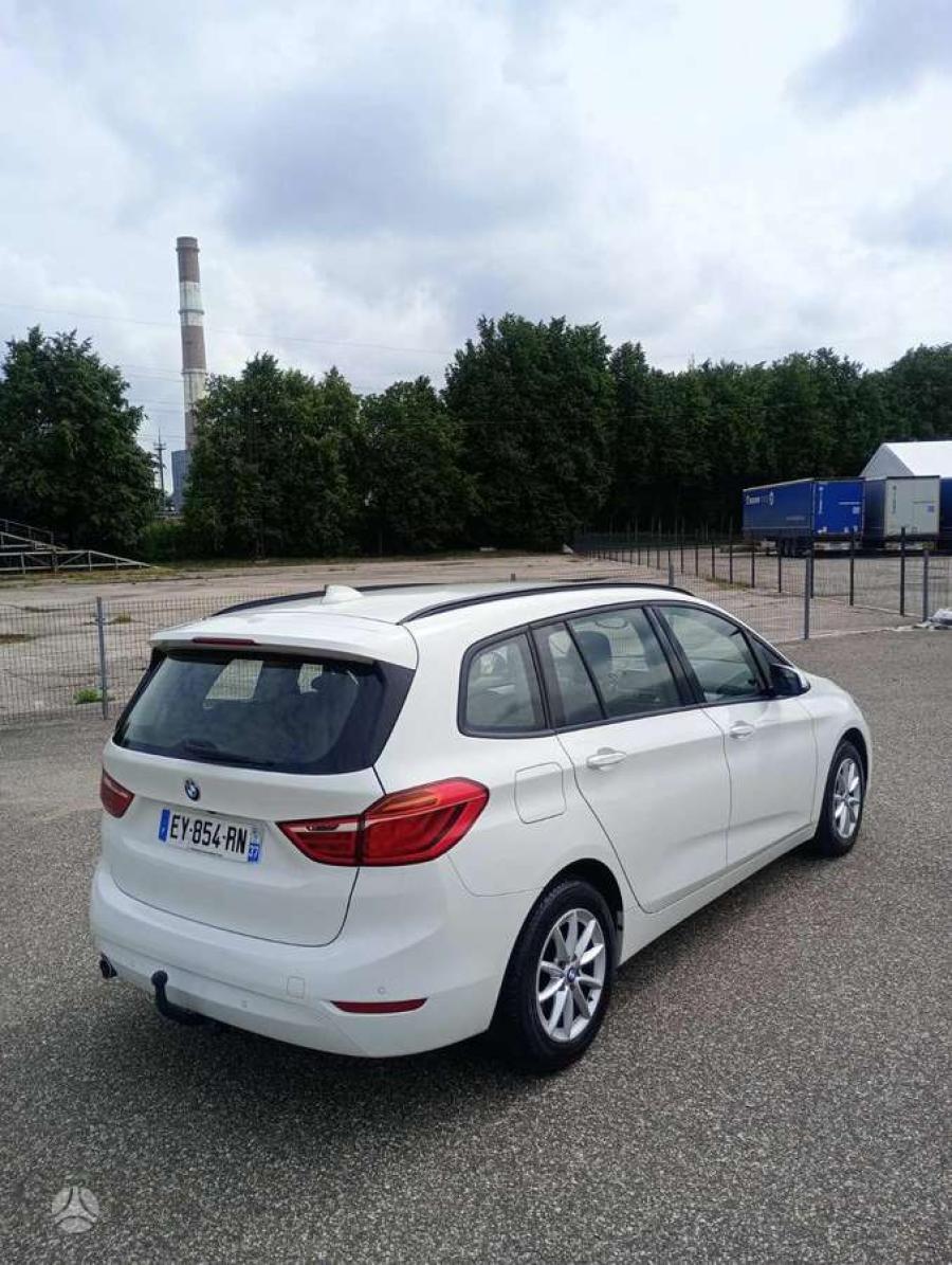 White BMW 216 Gran Tourer 2018 in Kaunas, with an engine capacity of 1.50 L and mileage of 192 thousand km for 6750 €, photo 6 on AUTOMOTO.COM.LV