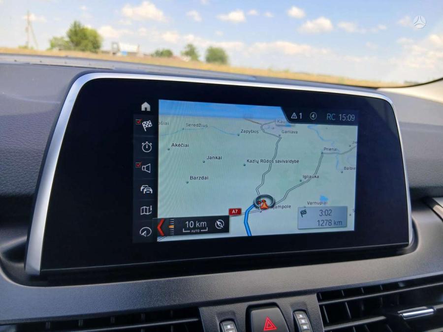 White BMW 216 Gran Tourer 2021 in Marijampole, with an engine capacity of 1.50 L and mileage of 131 thousand km for 12450 €, photo 28 on AUTOMOTO.COM.LV