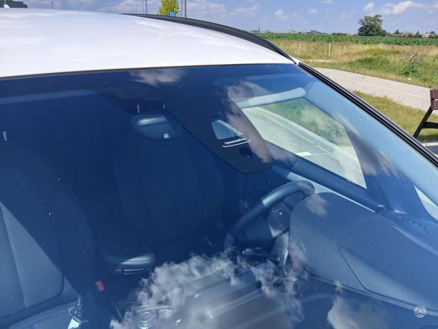 White BMW 216 Gran Tourer 2021 in Marijampole, with an engine capacity of 1.50 L and mileage of 131 thousand km for 12450 €, photo 42 on AUTOMOTO.COM.LV