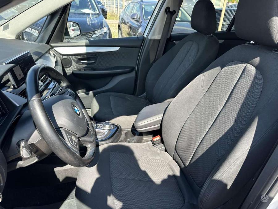 Balts BMW 216 Gran Tourer 2022 Viļņa, ar dzinēja tilpumu 1.50 L un nobraukumu 183 tūkst. km par 13309 €, foto 13 vietnē AUTOMOTO.COM.LV