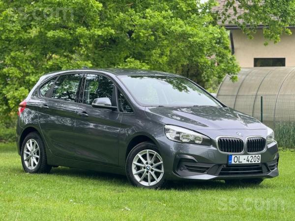 Pelēks BMW 216 2018 Jelgava, ar dzinēja tilpumu 1.50 L un nobraukumu 186 tūkst. km par 8300 €, foto 3 vietnē AUTOMOTO.COM.LV