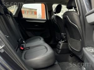 Pelēks BMW 216 2018 Jelgava, ar dzinēja tilpumu 1.50 L un nobraukumu 186 tūkst. km par 8300 €, foto 22 vietnē AUTOMOTO.COM.LV