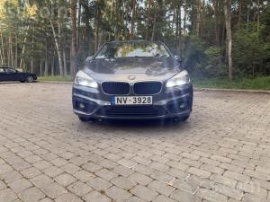 Grey BMW 216 2018 in Riga, with an engine capacity of 1.60 L and mileage of 213 thousand km for 11000 €, photo 3 on AUTOMOTO.COM.LV