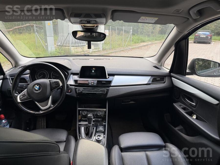 Grey BMW 216 2018 in Riga, with an engine capacity of 1.60 L and mileage of 213 thousand km for 11000 €, photo 13 on AUTOMOTO.COM.LV