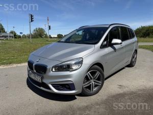 Pelēks BMW 216 2015 Rīga, ar dzinēja tilpumu 1.50 L un nobraukumu 256 tūkst. km par 5500 €, foto  vietnē AUTOMOTO.COM.LV