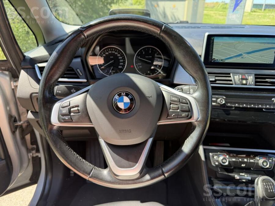 Pelēks BMW 216 2015 Rīga, ar dzinēja tilpumu 1.50 L un nobraukumu 256 tūkst. km par 5500 €, foto 18 vietnē AUTOMOTO.COM.LV
