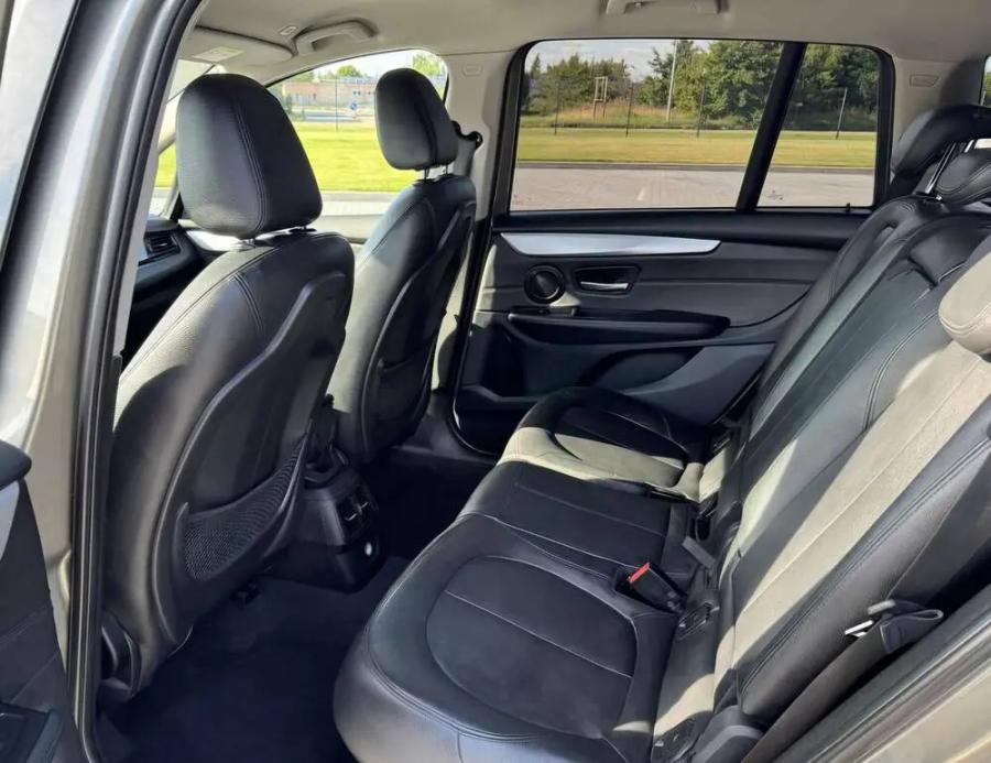 Pelēks BMW 216 2016 Telšiai, ar dzinēja tilpumu 1.50 L un nobraukumu 246 tūkst. km par 8290 €, foto 13 vietnē AUTOMOTO.COM.LV