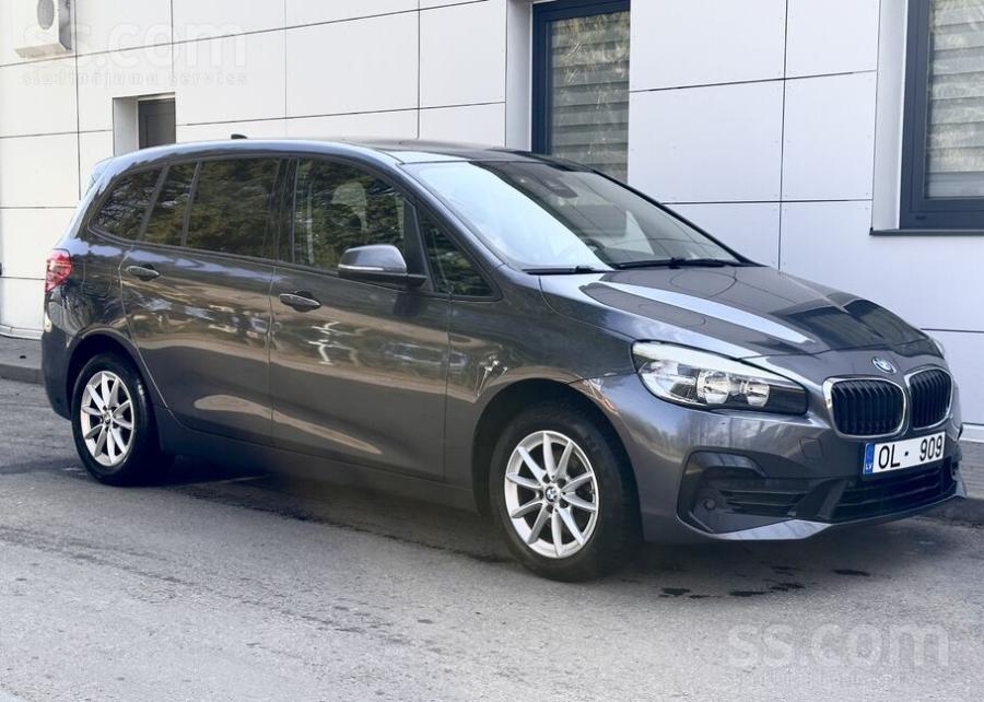 Grey BMW 216 2018 in Riga, with an engine capacity of 1.50 L and mileage of 111 thousand km for 10400 €, photo 8 on AUTOMOTO.COM.LV