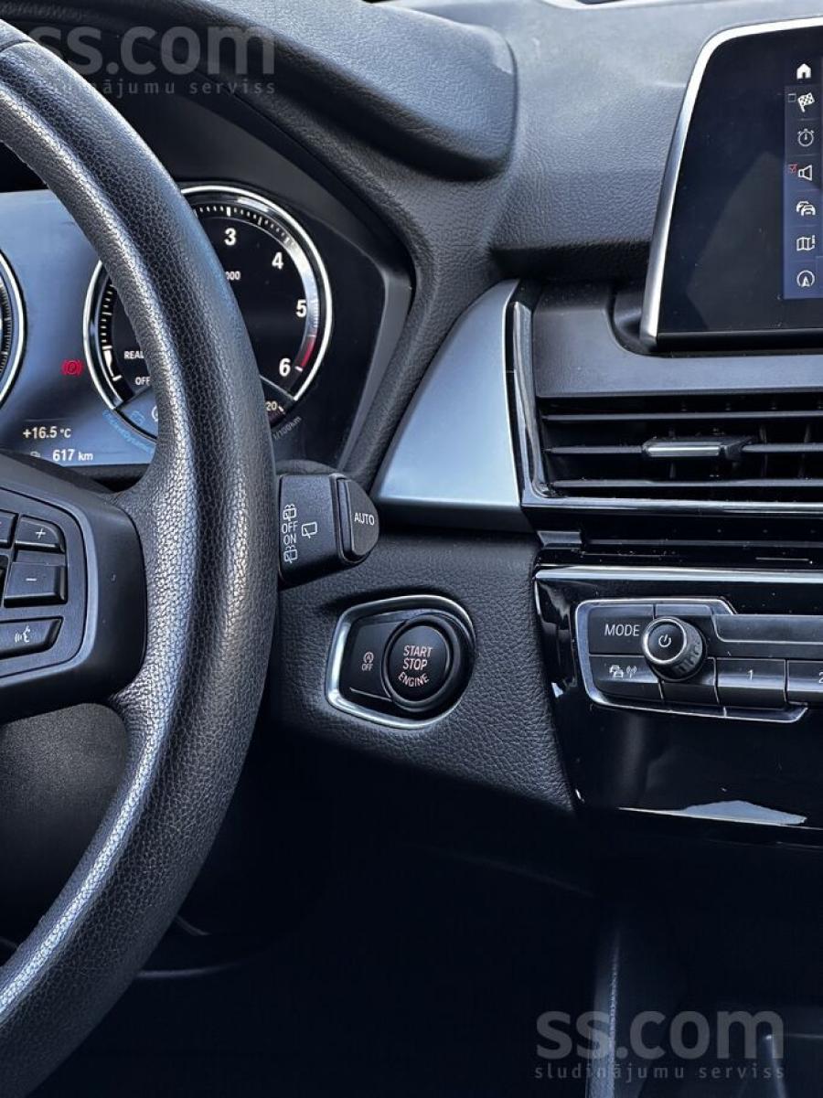 Grey BMW 216 2018 in Riga, with an engine capacity of 1.50 L and mileage of 111 thousand km for 10400 €, photo 12 on AUTOMOTO.COM.LV