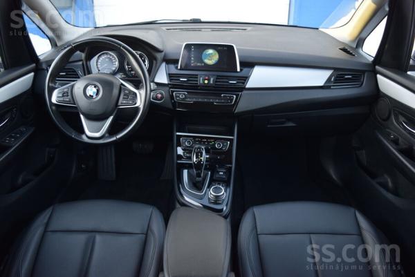 Pelēks BMW 216 2019 Rīga, ar dzinēja tilpumu 1.50 L un nobraukumu 163 tūkst. km par 12500 €, foto 4 vietnē AUTOMOTO.COM.LV