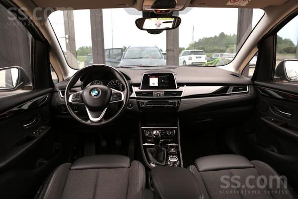 Pelēks BMW 216 2019 Tukums, ar dzinēja tilpumu 1.50 L un nobraukumu 116 tūkst. km par 11490 €, foto 8 vietnē AUTOMOTO.COM.LV
