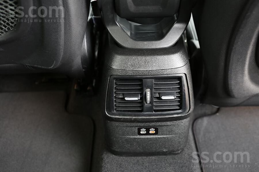 Pelēks BMW 216 2019 Tukums, ar dzinēja tilpumu 1.50 L un nobraukumu 116 tūkst. km par 11490 €, foto 26 vietnē AUTOMOTO.COM.LV