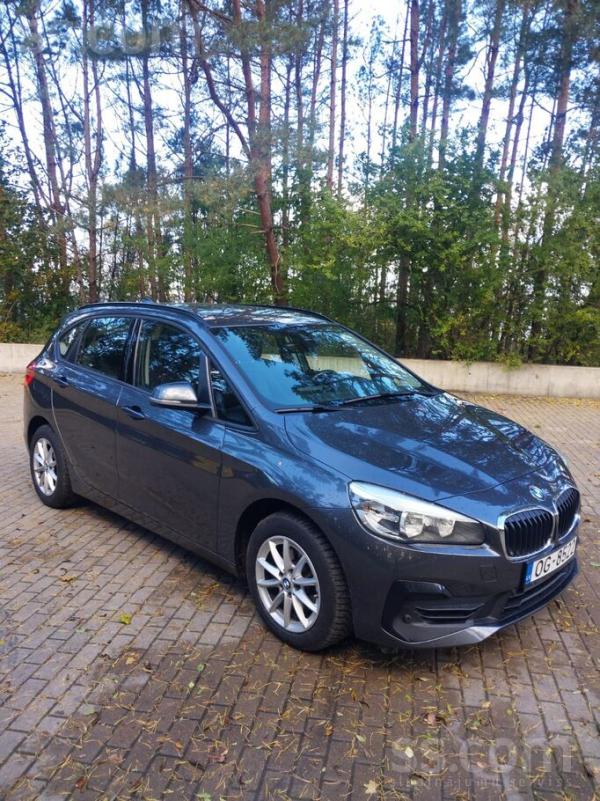 Grey BMW 216 2019 in Jurmala, with an engine capacity of 1.50 L and mileage of 162 thousand km for 10490 €, photo 1 on AUTOMOTO.COM.LV