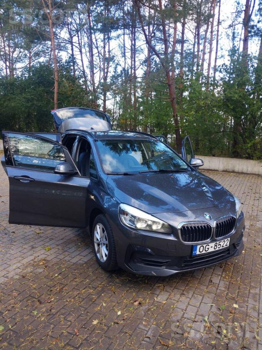 Grey BMW 216 2019 in Jurmala, with an engine capacity of 1.50 L and mileage of 162 thousand km for 10490 €, photo 10 on AUTOMOTO.COM.LV